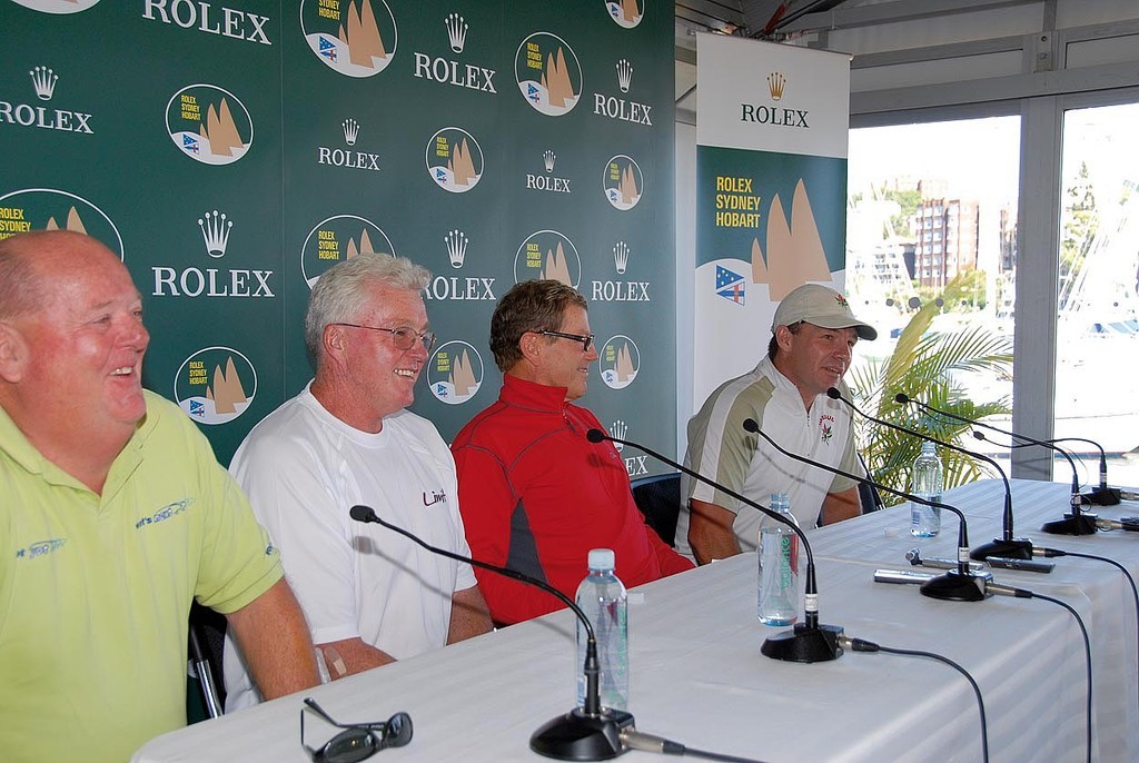 Every one has a chance Press Conference 23/12/2007 (L to R) Michael ...